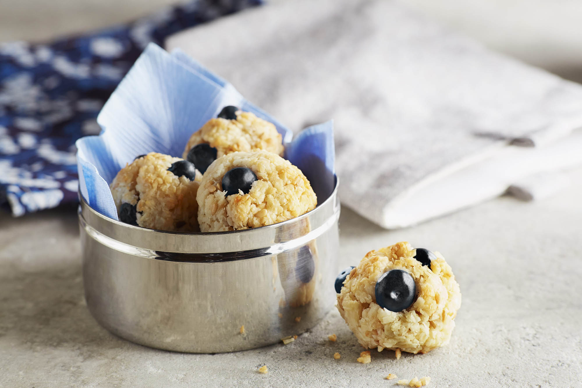 Gluten-Free Blueberry Macaroons Recipe | Driscoll's